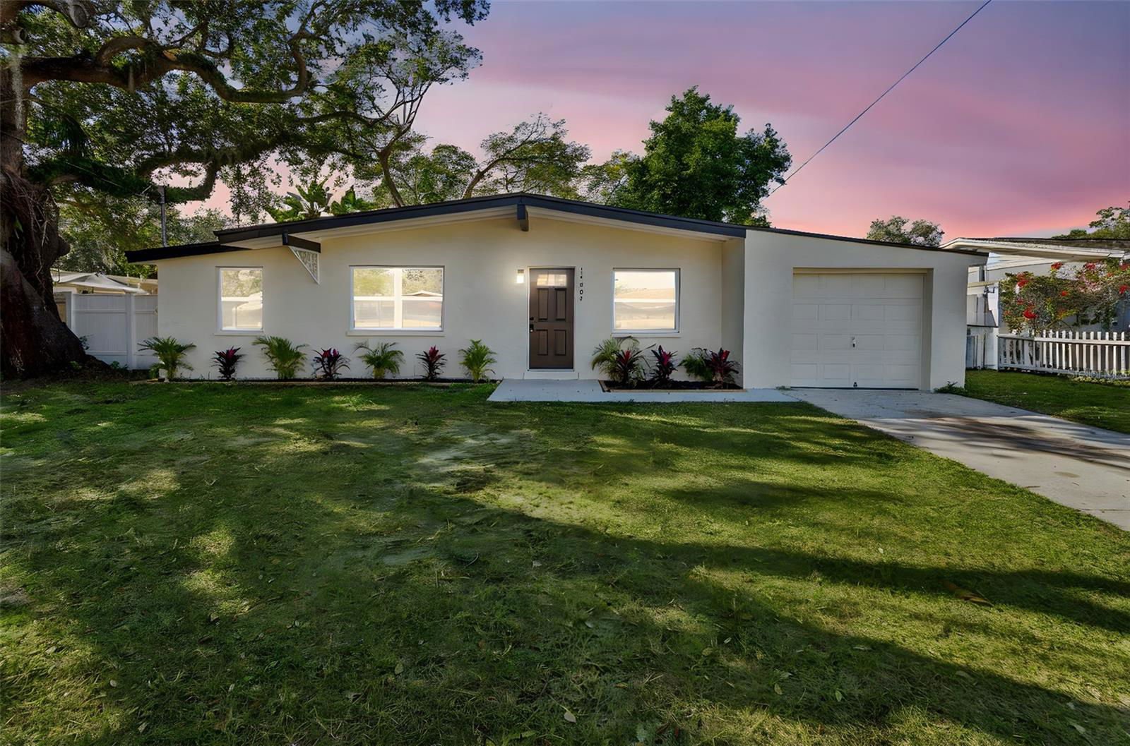 14904 N Boulevard, Tampa Property for Sale in , it has 3 bedrooms, 1 ...