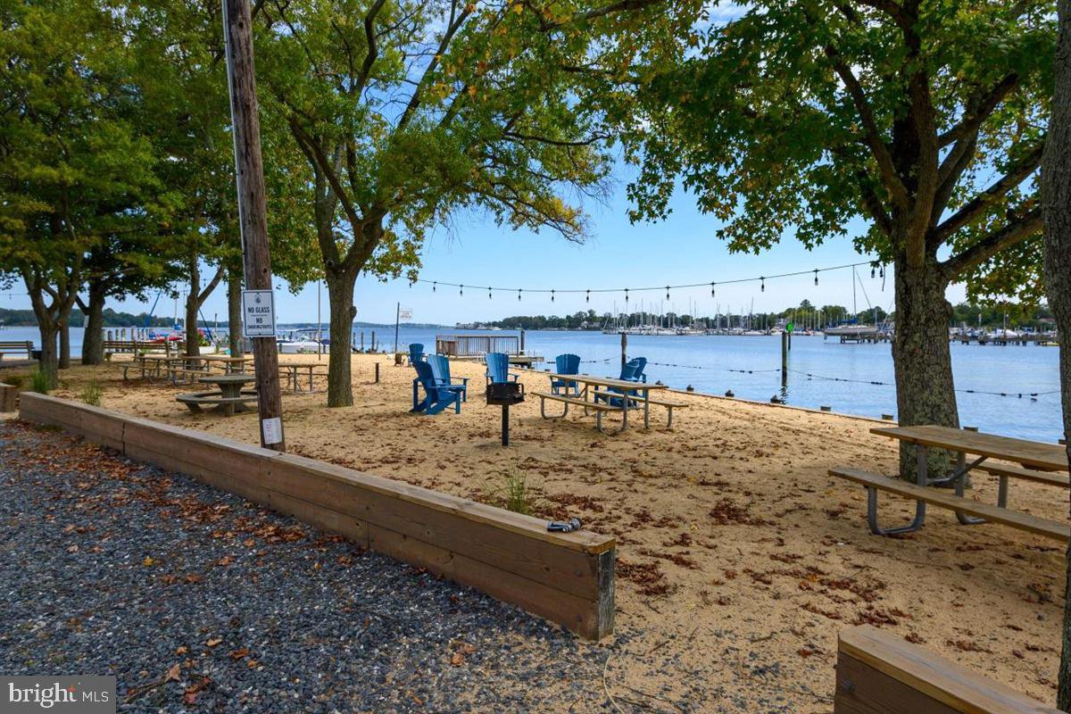 127 Arundel Beach Road, Severna Park, 21146