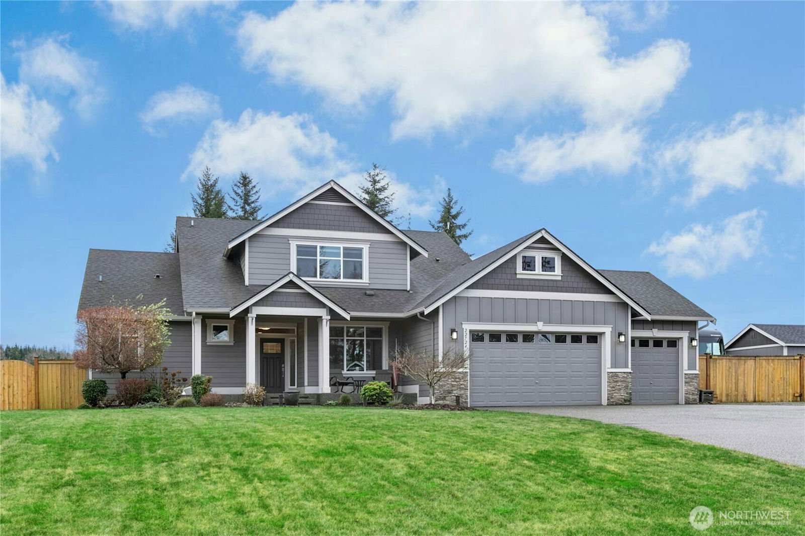22724 22nd Street NE, Snohomish, WA 98290 | MLS # 2464890 Lake Roesiger