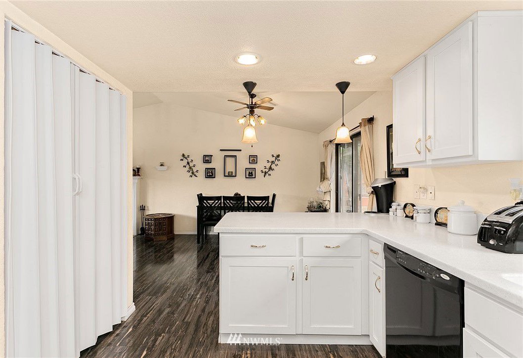 32866 42nd Place SW, Federal Way, 98023