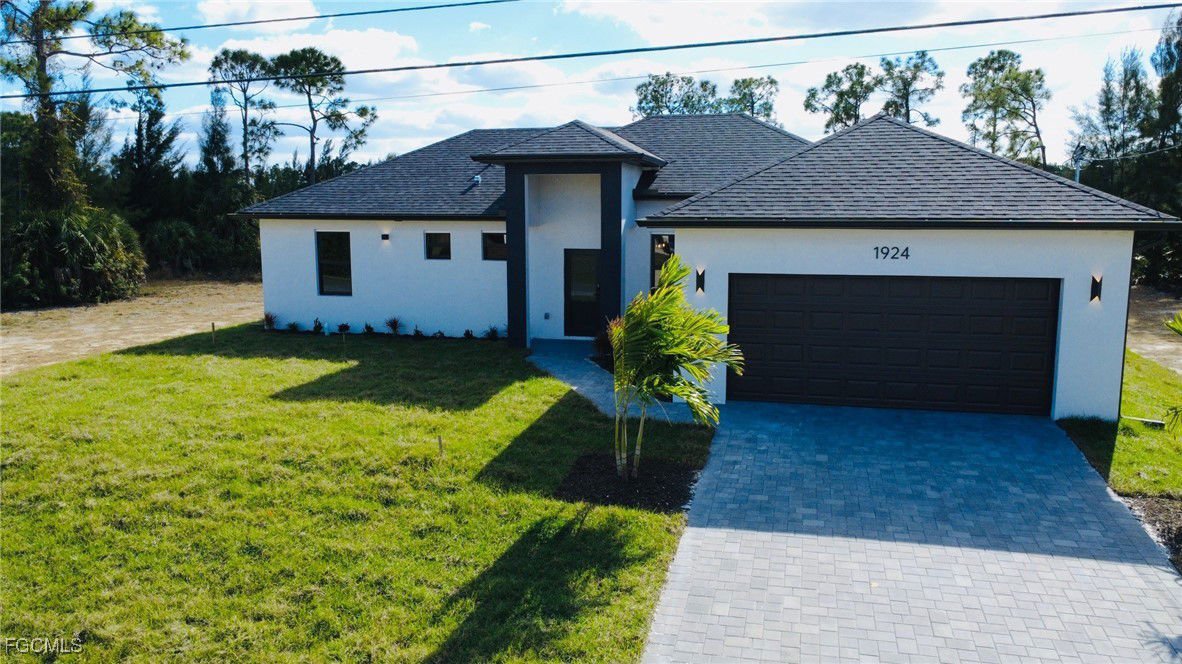 1924 NE 33rd Lane, Cape Coral, 33909