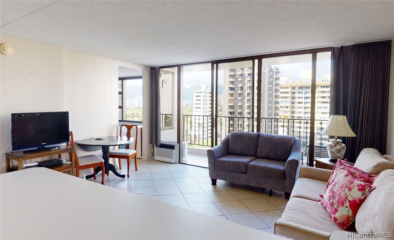 201 Ohua Avenue Unit T2-1109, Honolulu, 96815