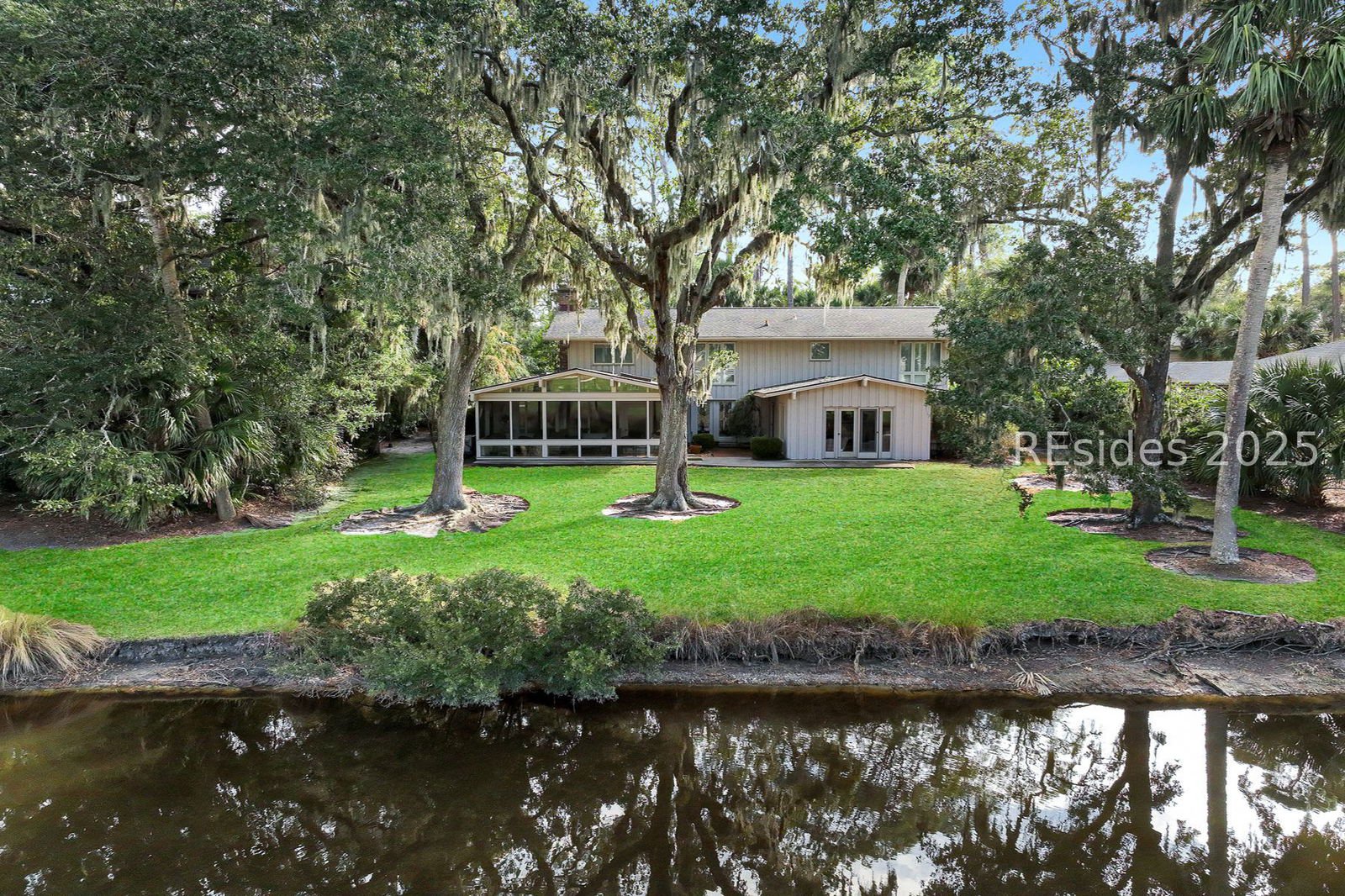 For Sale - 6 Beach Lagoon Road, Hilton Head Island - 4 Bedroom, 6 ...