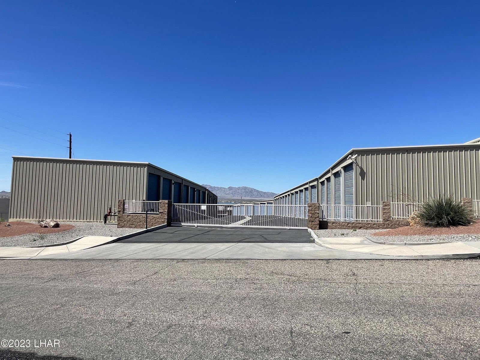 1585 Dover Ave Unit B9, Lake Havasu City, 86404