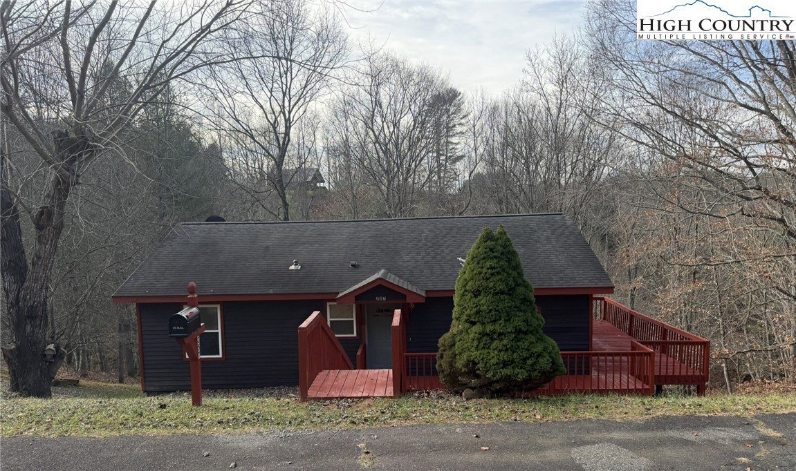 257 Isabel Way, Piney Creek, 28663