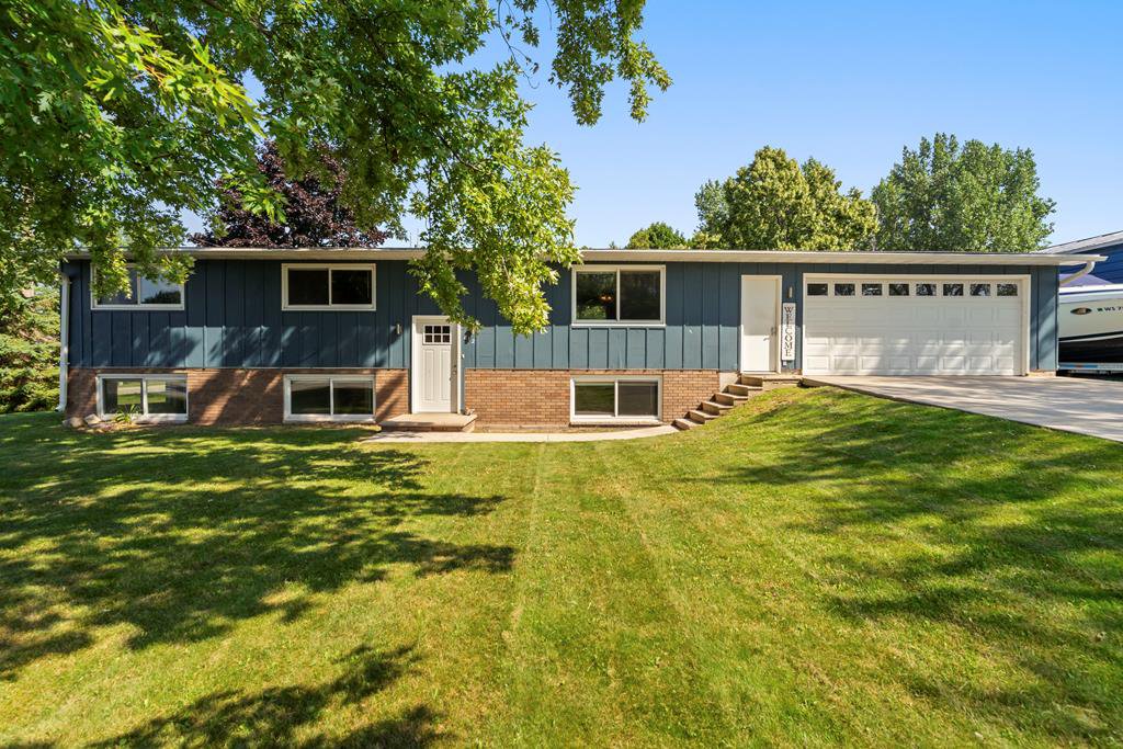 812 Belmar Pl, Sturgeon Bay, 54235