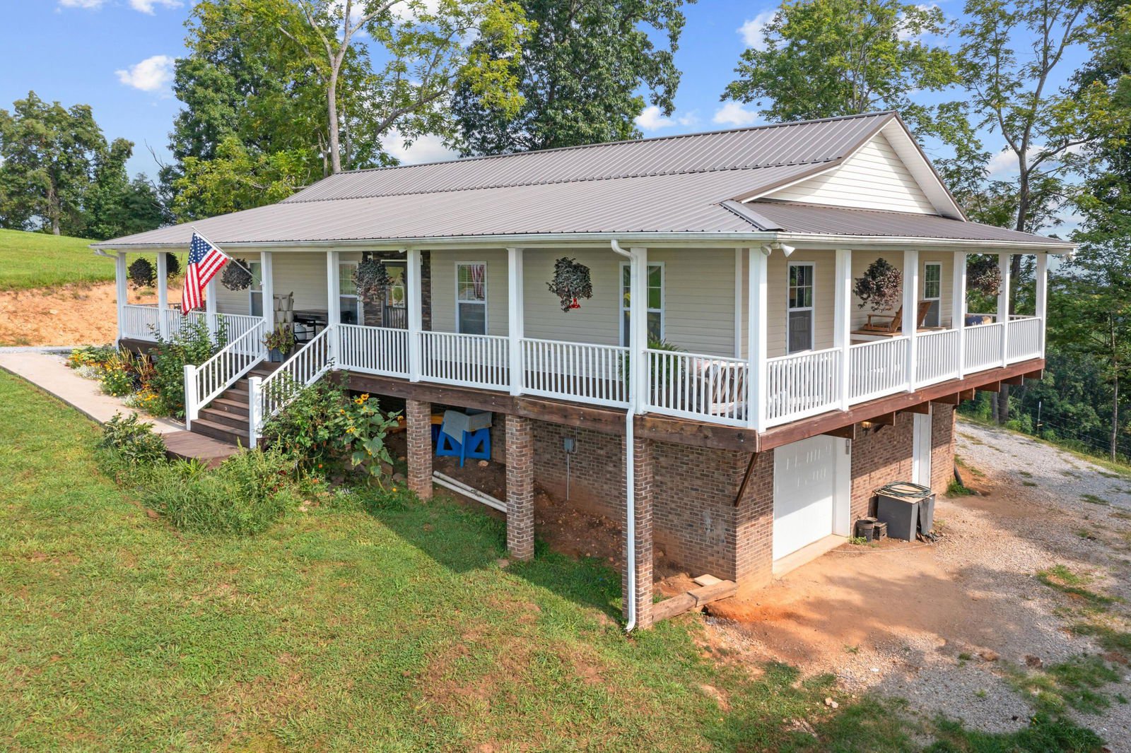 480 Chelony Jon Lane, Sneedville, 37869