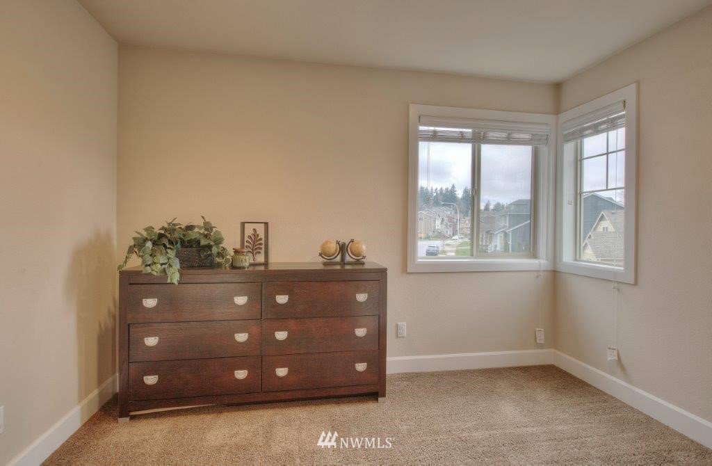713 SW 339th Street, Federal Way, 98023