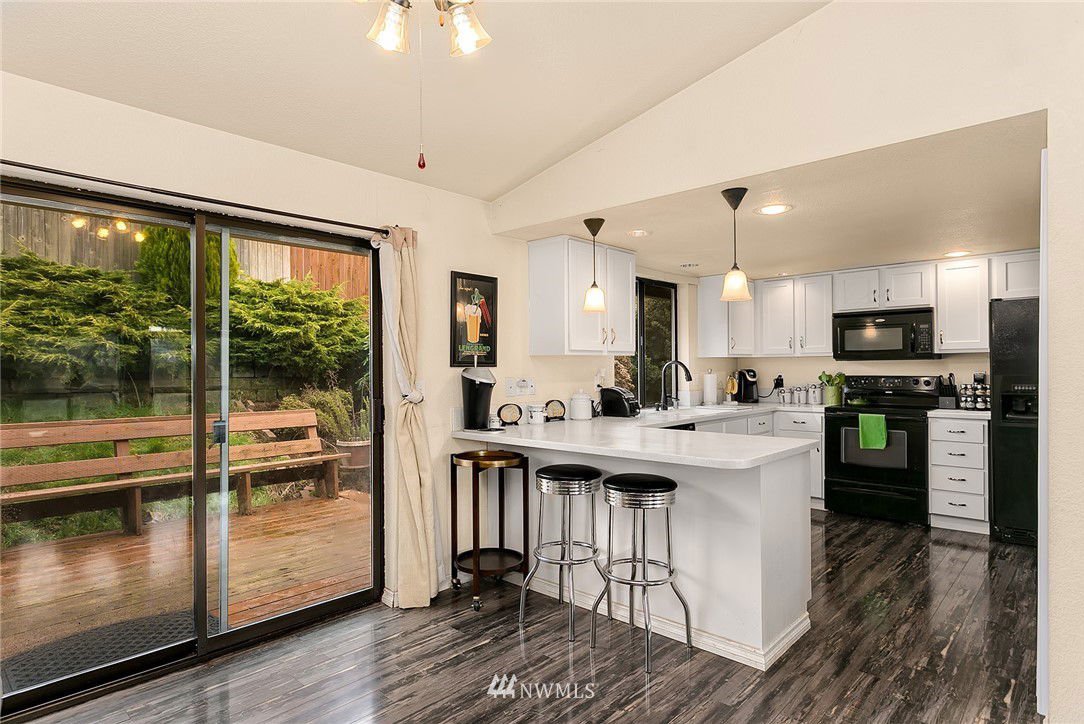 32866 42nd Place SW, Federal Way, 98023