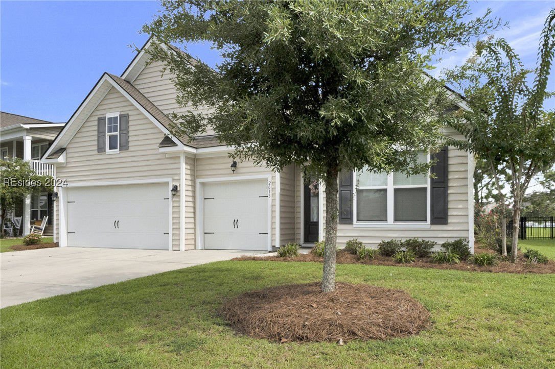 For Sale - 2013 Blakers Boulevard, Okatie - 4 Bedroom, 3 Bathroom, 2291 ...