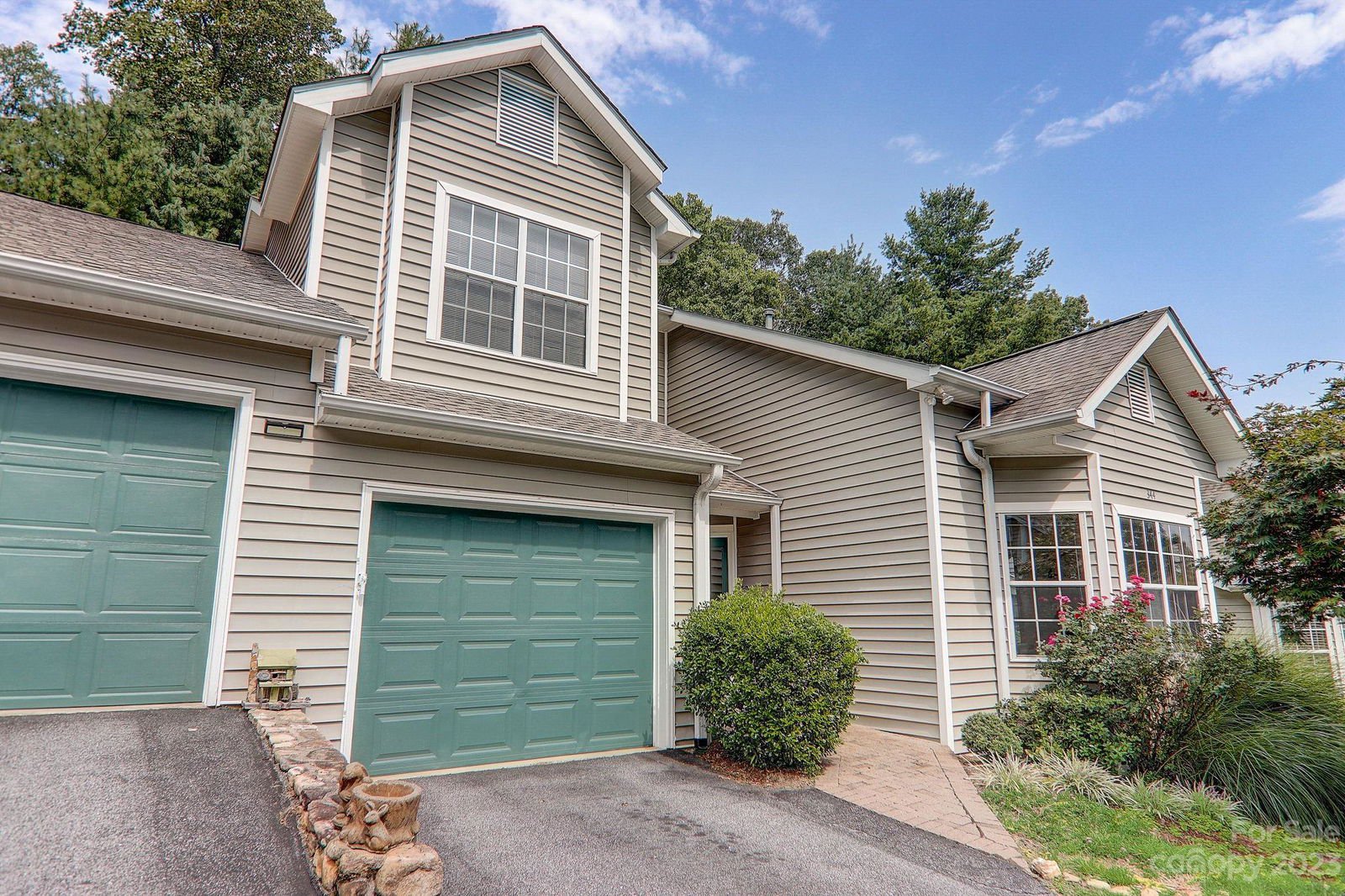 344 Laurel Park Place, Hendersonville, 28791