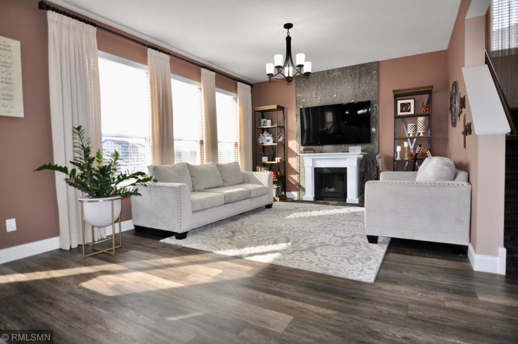 18060 Duncan Court, Farmington, 55024