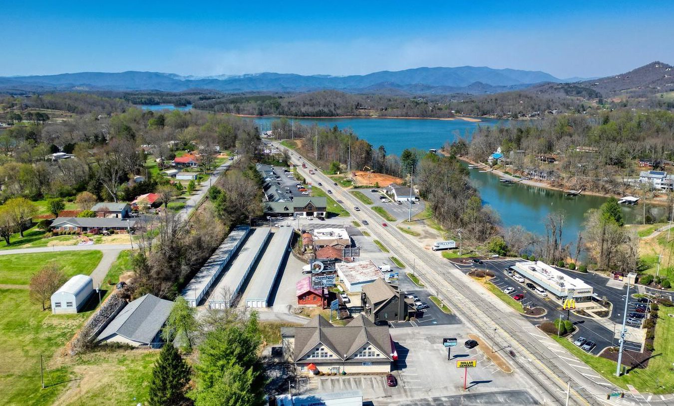 503 Main Street, Hiawassee, 30546