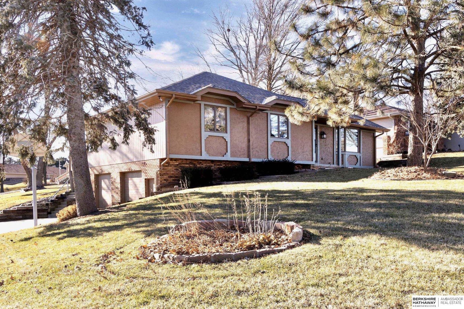 5603 T Street, Omaha, 68117