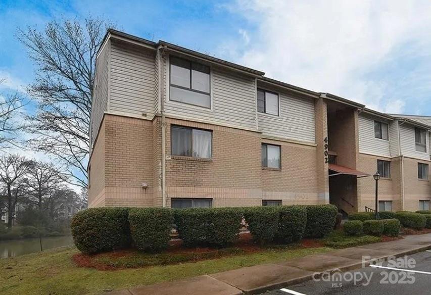 4902 Spring Lake Drive Unit #E, Charlotte, 28212