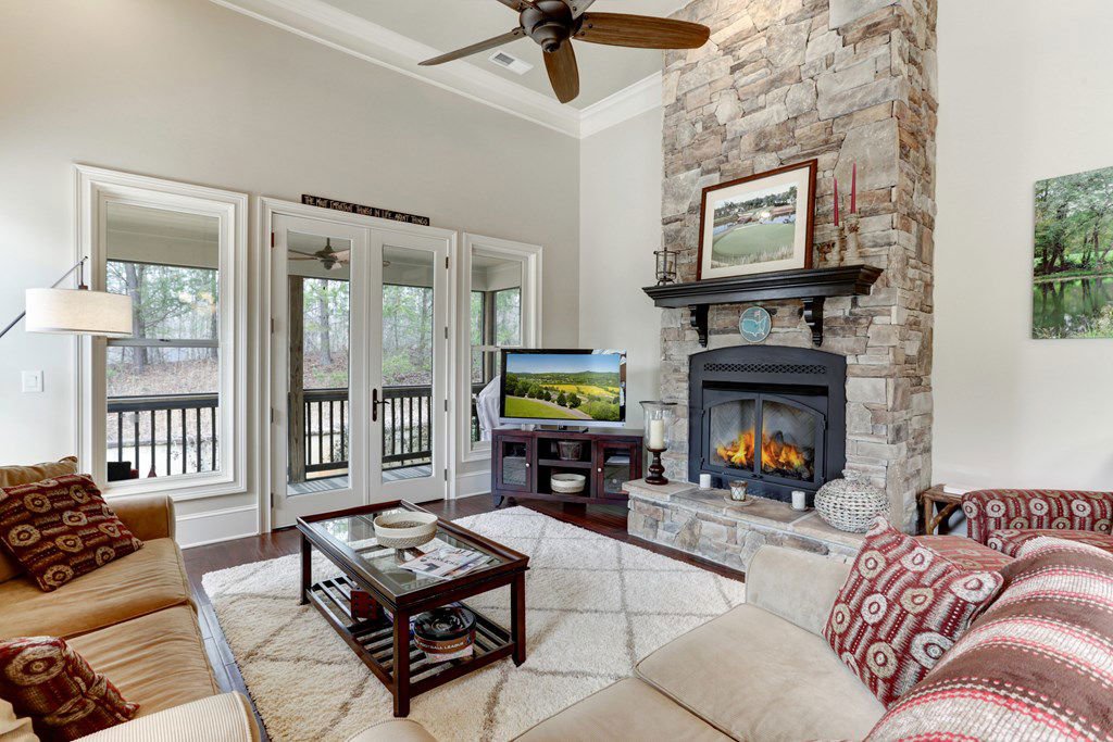 446 Licklog Ridge, Hayesville, 28904