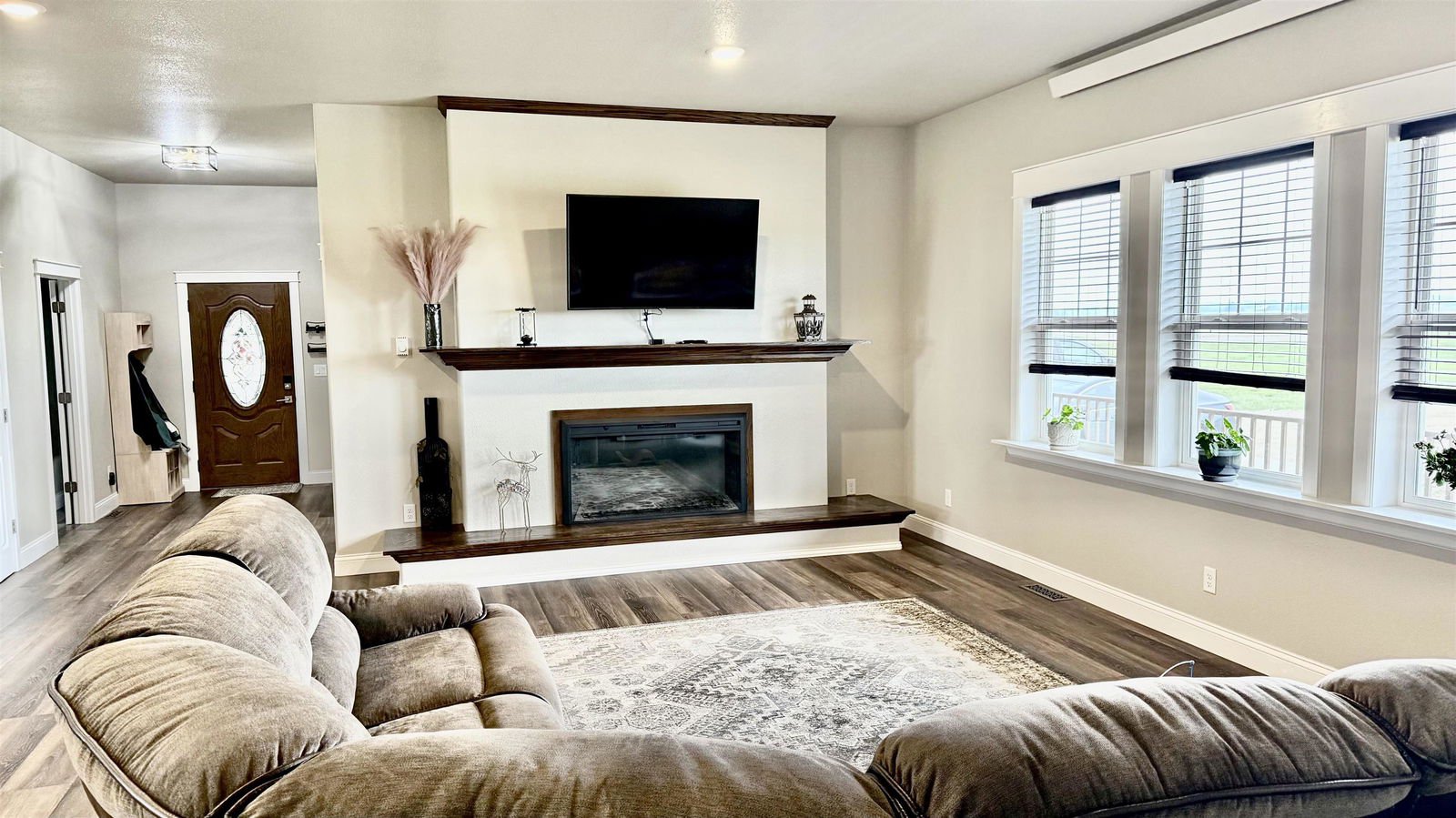 501 SW 135th Ave, Minot Minot, ND 58701