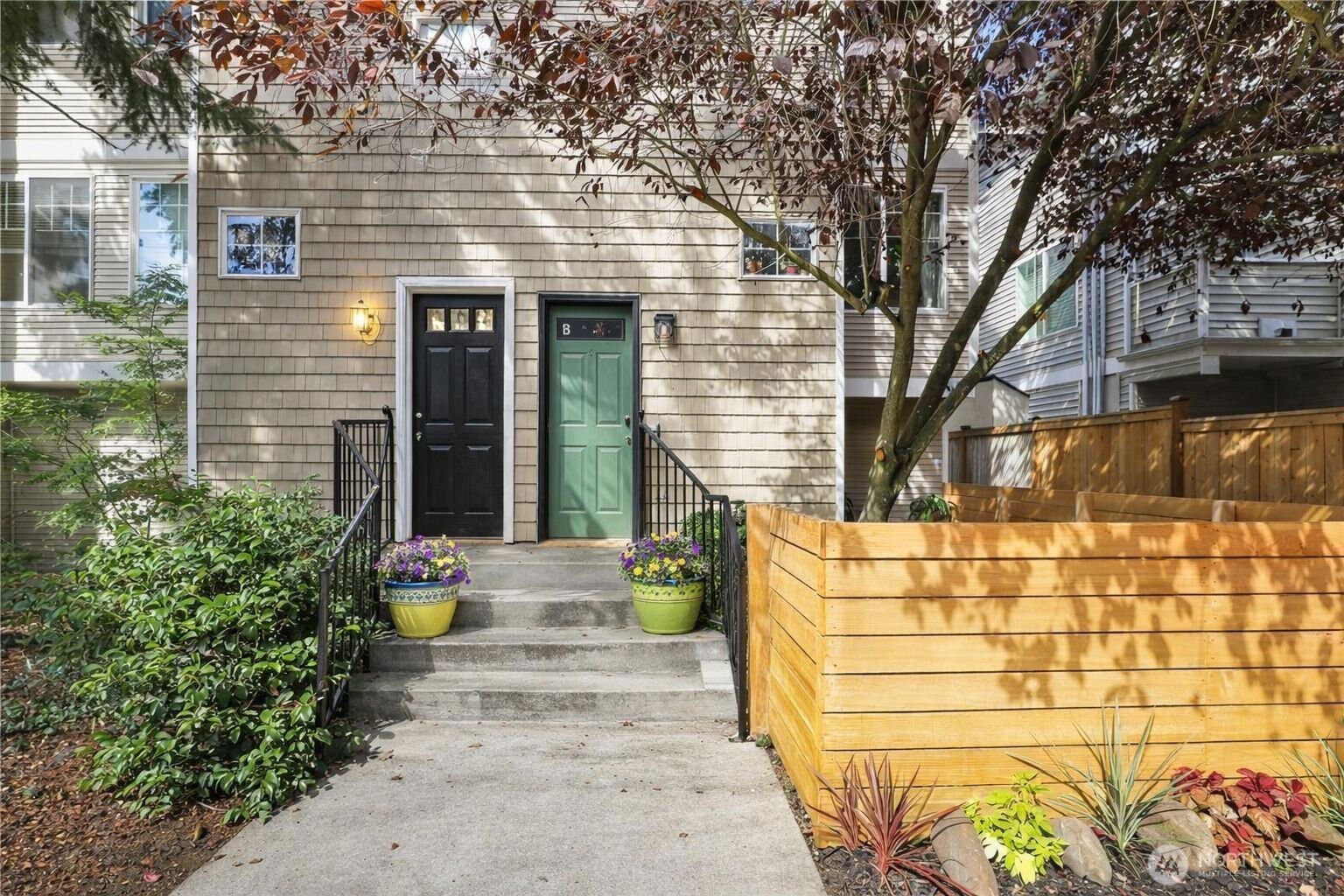 8521 Midvale Avenue N Unit #B, Seattle, WA 98103 | MLS # 2467090 Green Lake