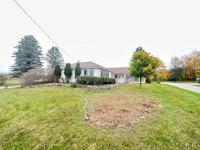 4121 E Lightfoot Road, Harbor Springs, 49720