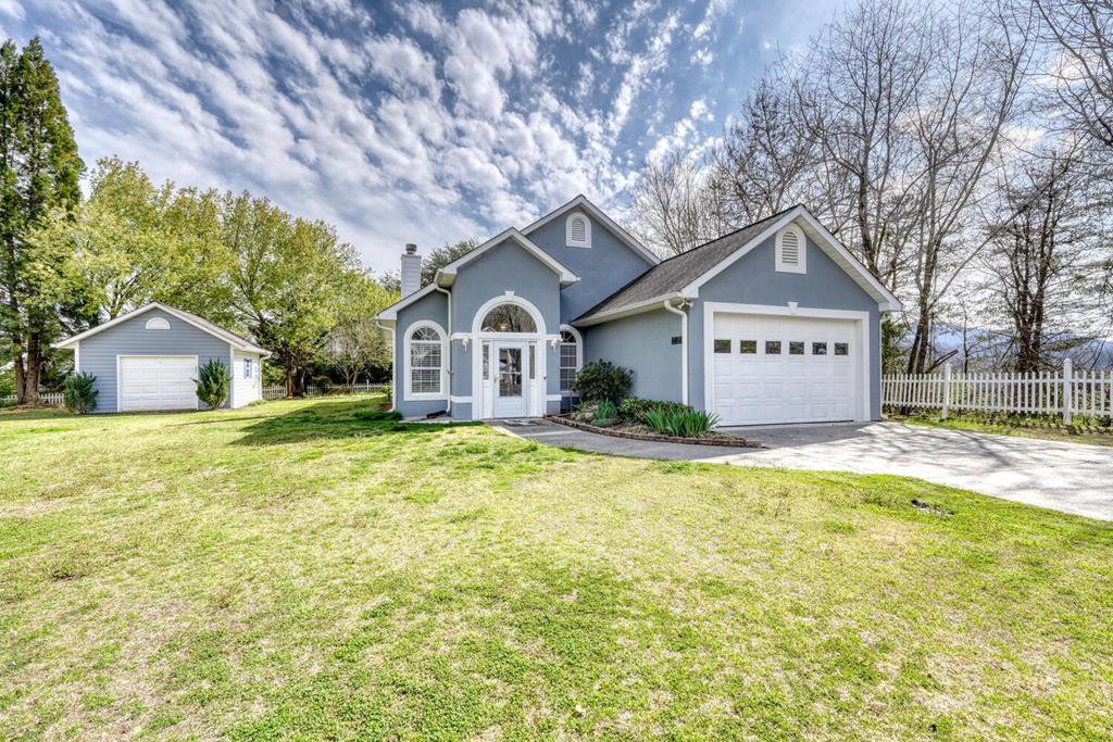 355 Blue Sky Drive, Hiawassee, 30546