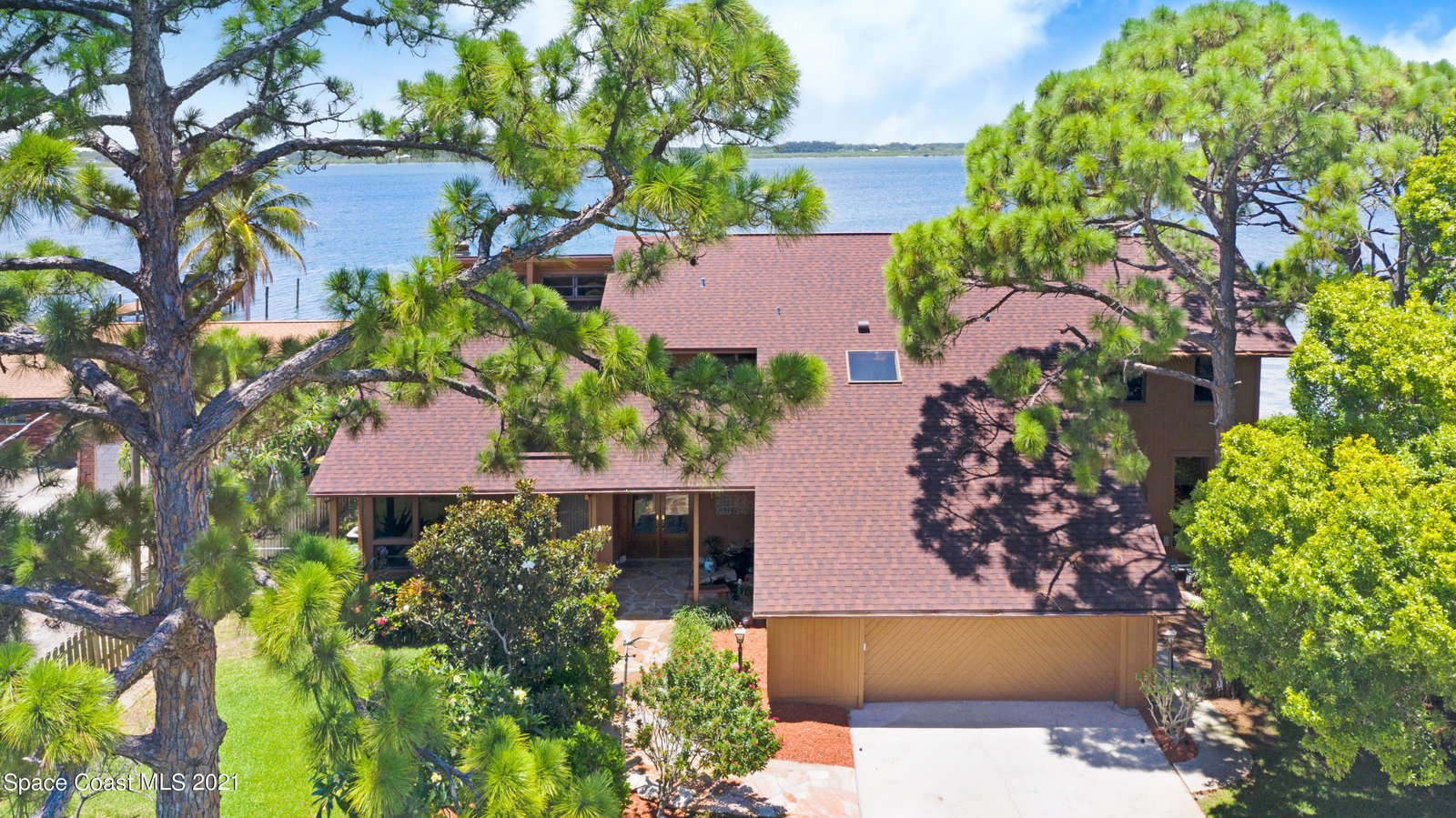 1725 Newfound Harbor Drive, Merritt Island, 32952