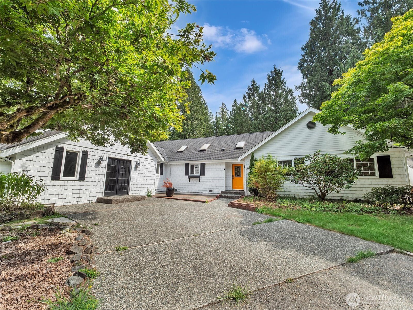 16817 203rd Place NE, Woodinville, WA 98077 | MLS # 2392187 Cottage Lake
