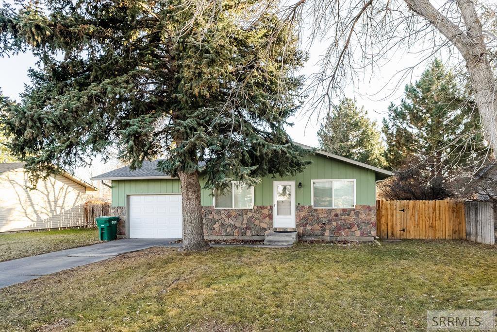 4150 Greenwillow Ln, Idaho Falls, 83406
