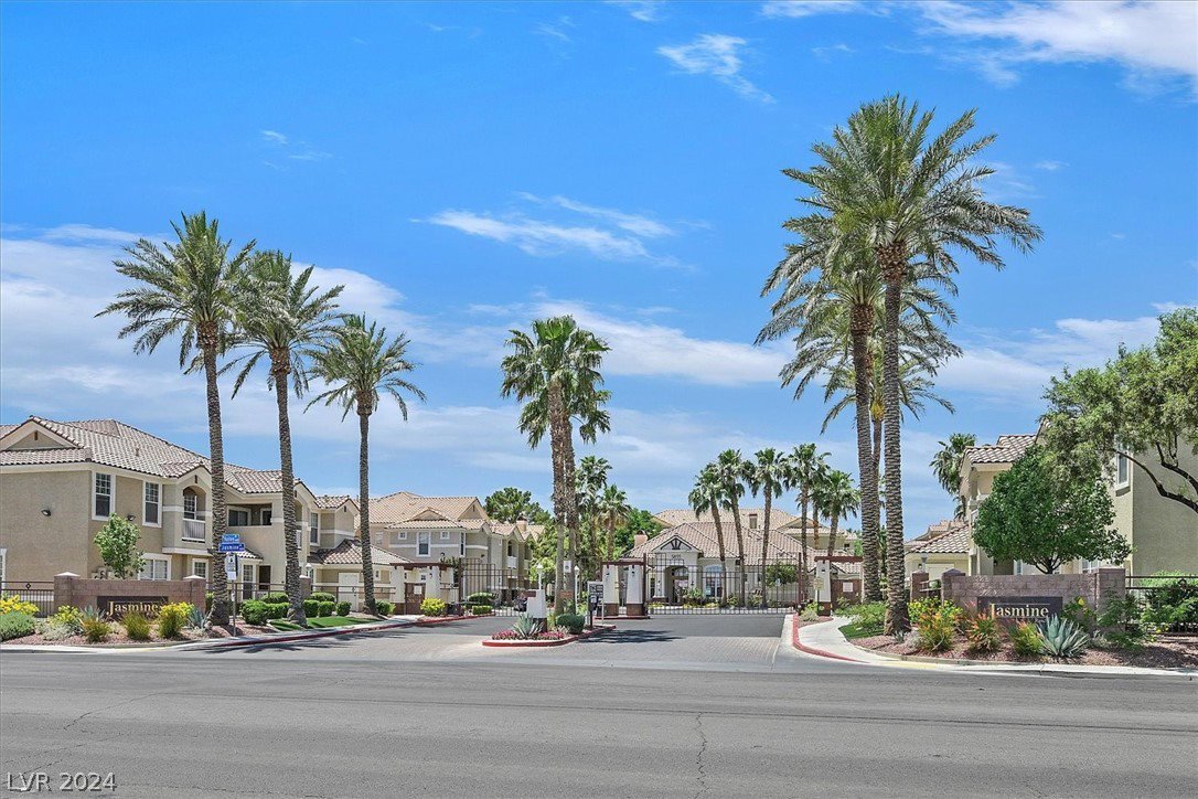 5855 Valley Drive Unit 2112, North Las Vegas, 89031