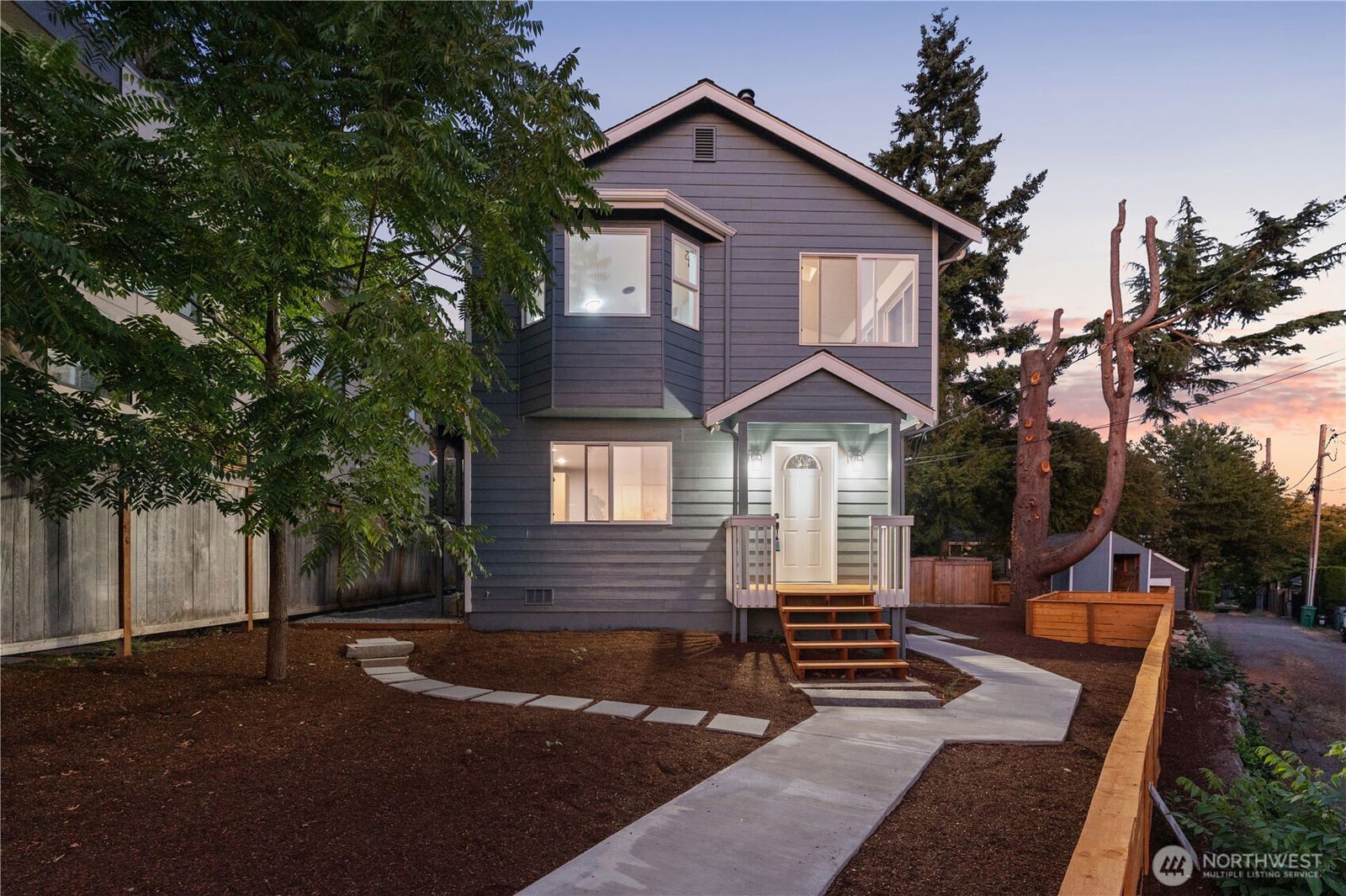 4812 33rd Avenue NE, Seattle, WA 98105 | MLS # 2465312 Bryant