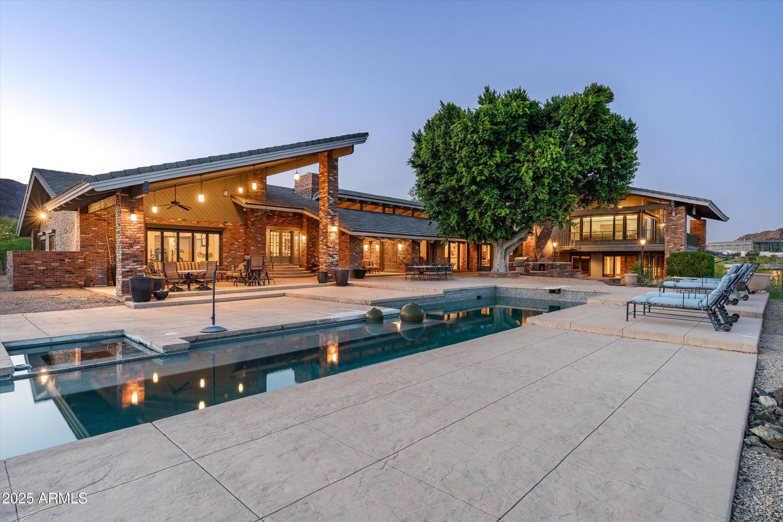 6830 N 46th Place, Paradise Valley, Arizona 85253. 6 bedrooms 8 baths ...