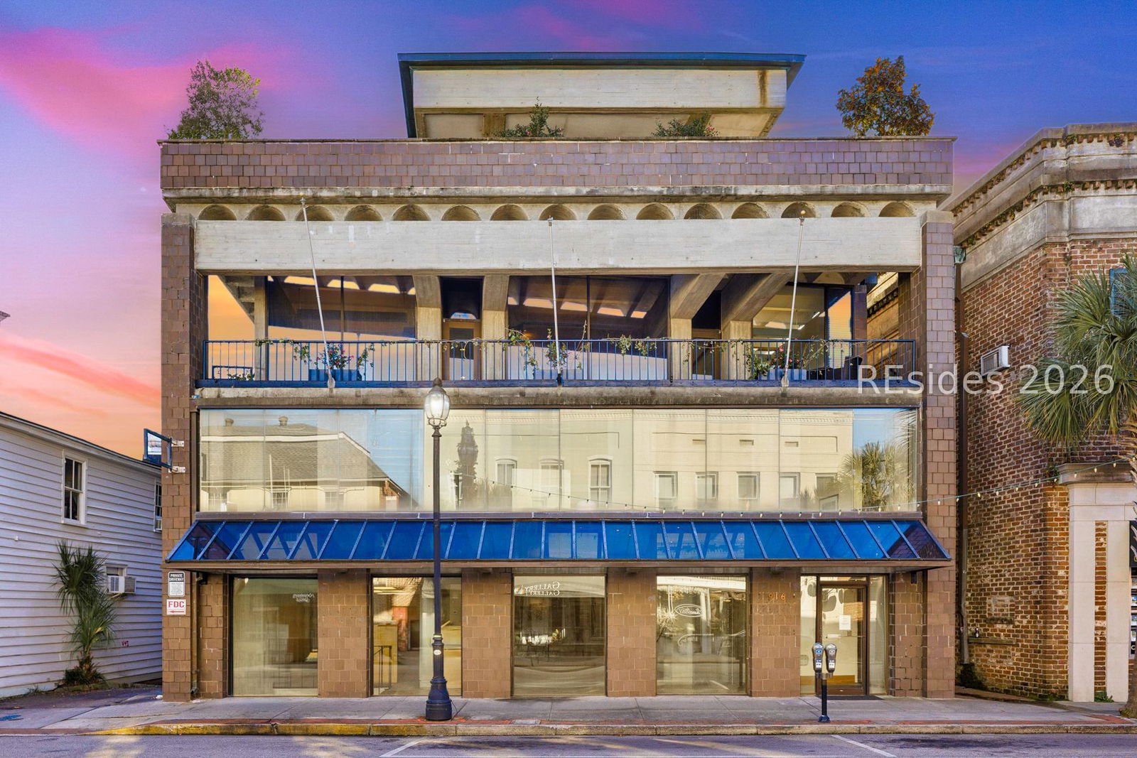 For Sale - 916 Bay Street, Beaufort - 2 Bedroom, 3 Bathroom, 16642 ...