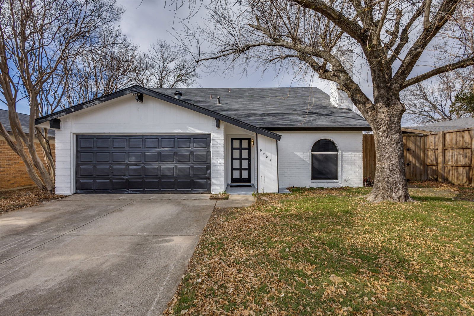 5407 Duchess Ct, Lake Dallas - Denton, Texas - MLS Number 21146307