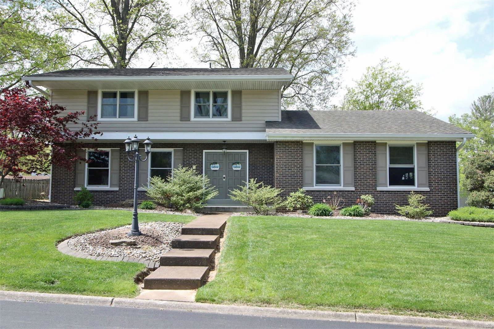 5222 Dover Drive, Godfrey, 62035