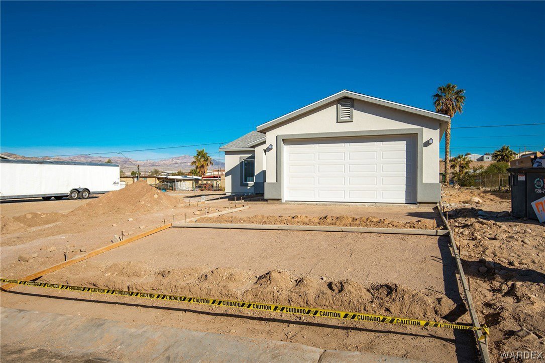 1705 Talc Road, Bullhead City, 86442