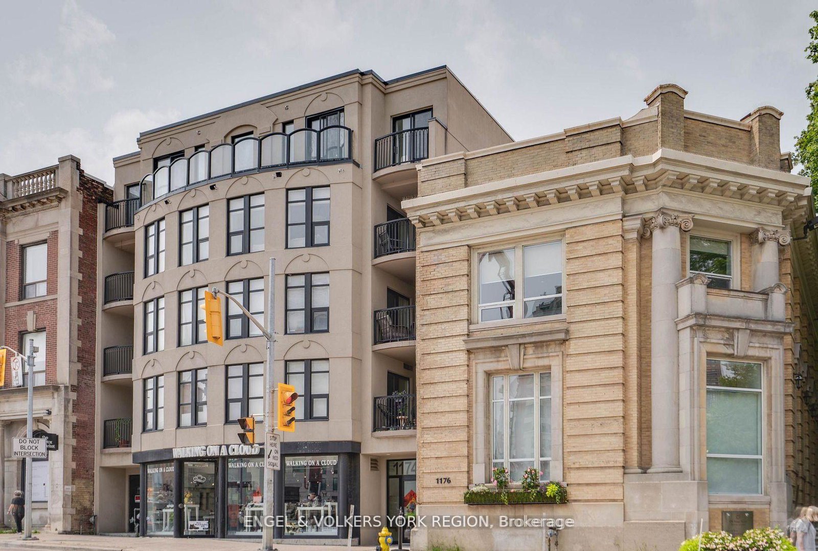 View 1174 Yonge Street Unit 203, Toronto | Annex MLS Real Estate ...