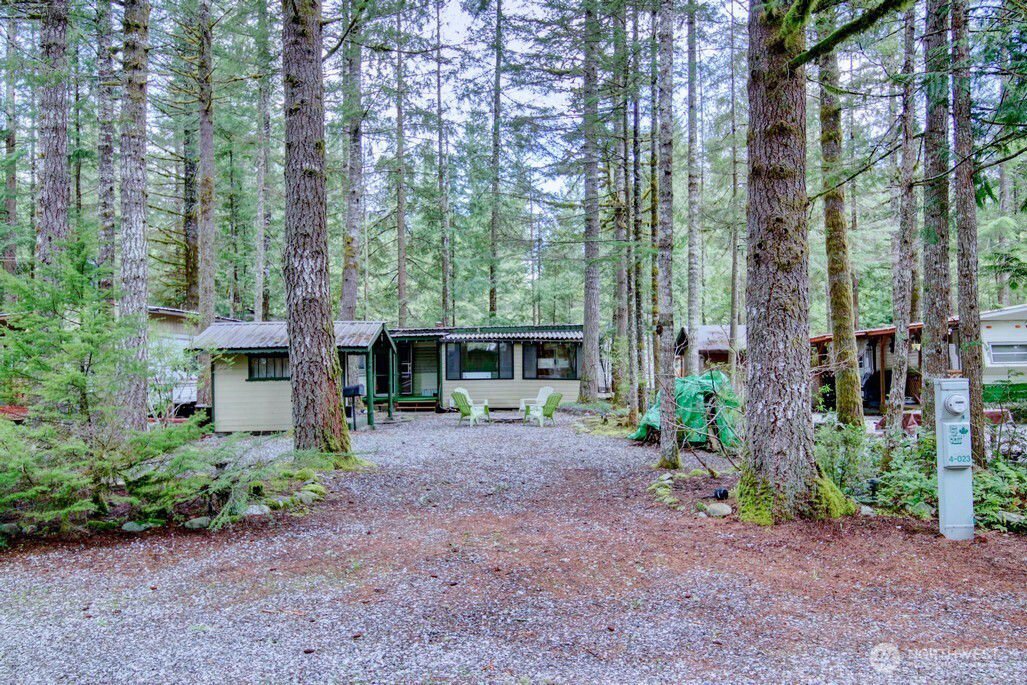 23 Drial Loop, Deming, WA 98244 | MLS # 2465609 Maple Falls