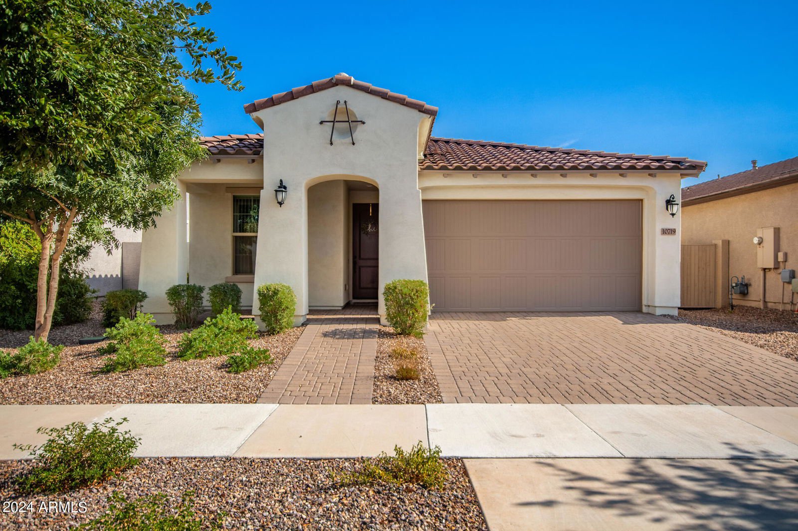 10719 E Twister Avenue, Mesa, Arizona 85212. 2 bedrooms 2 baths with ...