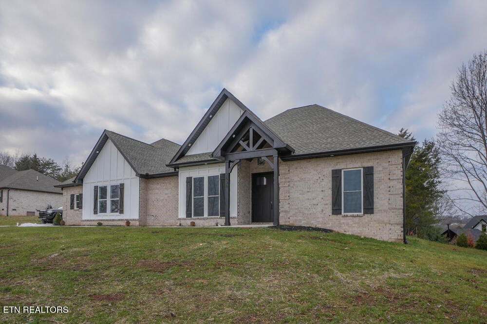 2531 Red Wing Way, Maryville, 37801