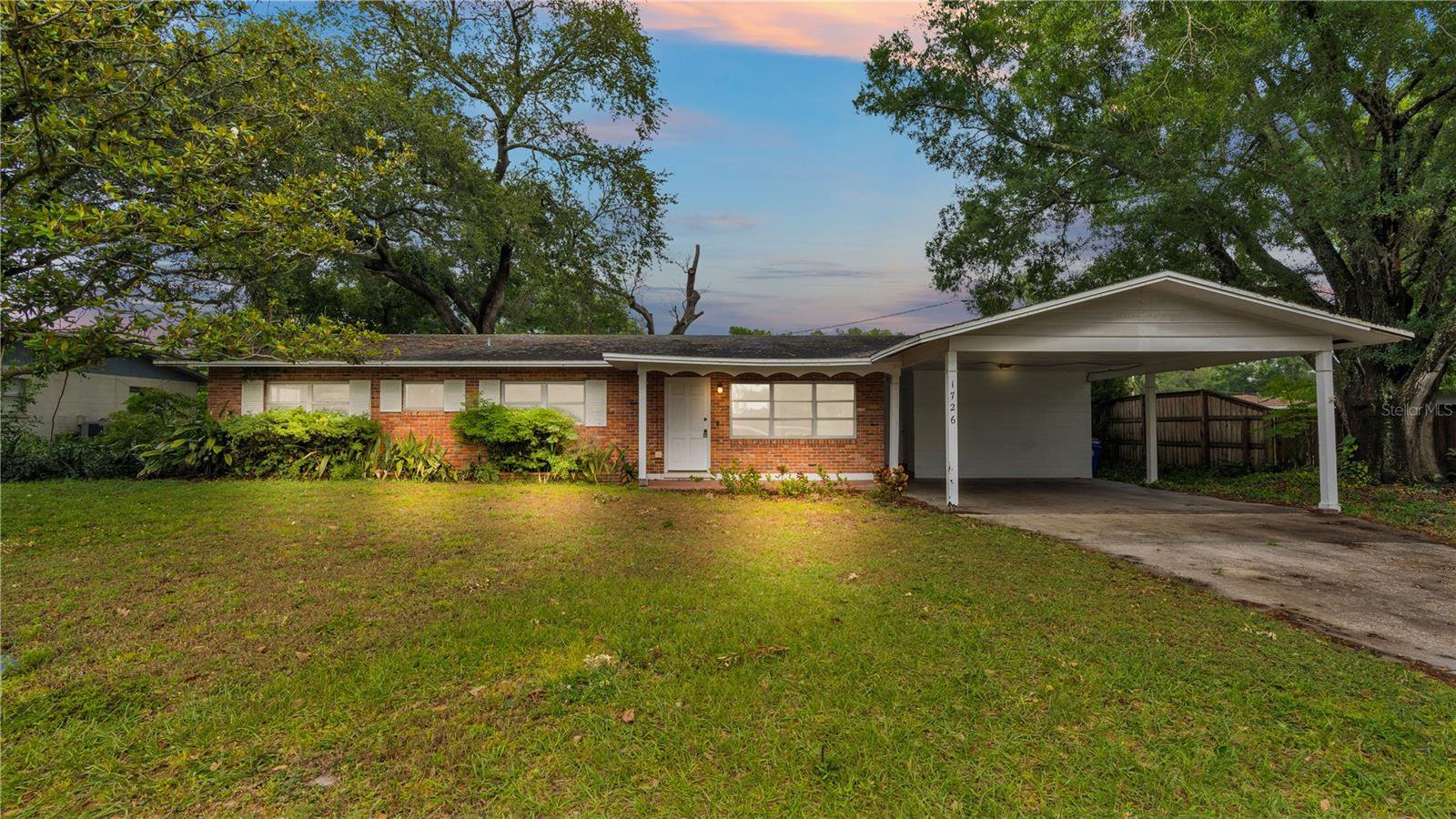 1726 Petersburg Avenue, Lakeland, 33803