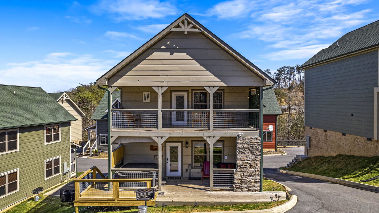 907 Osprey Way, Pigeon Forge, 37863