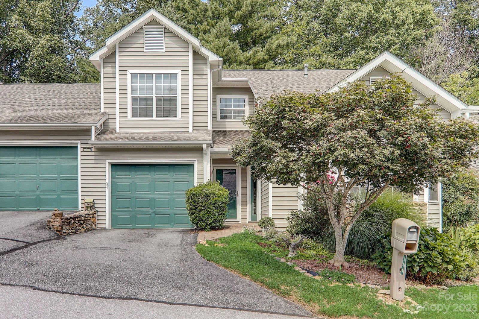 344 Laurel Park Place, Hendersonville, 28791