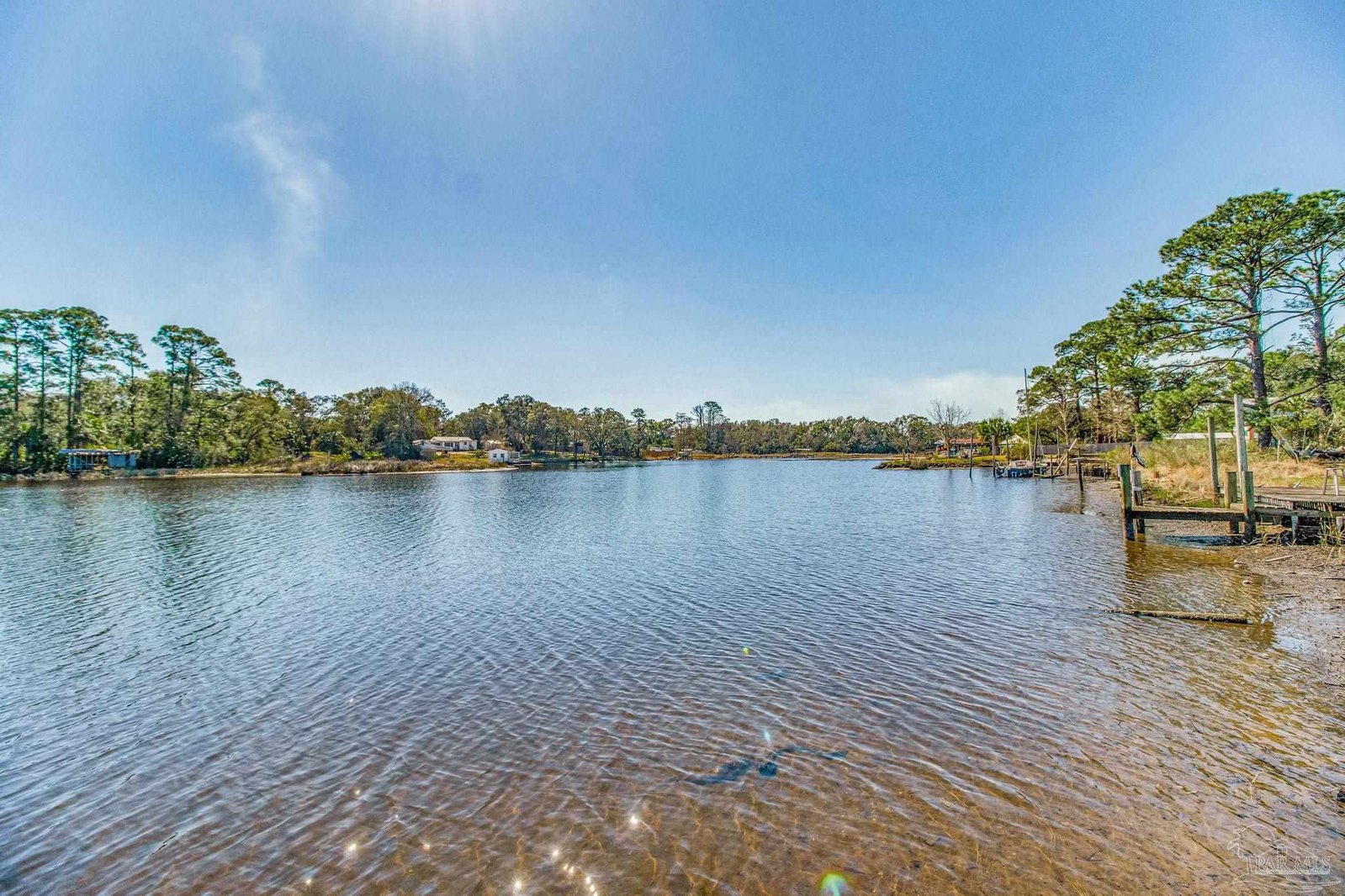 513 Edgewater Dr, Pensacola FL 32507, Property Listing #640664,
