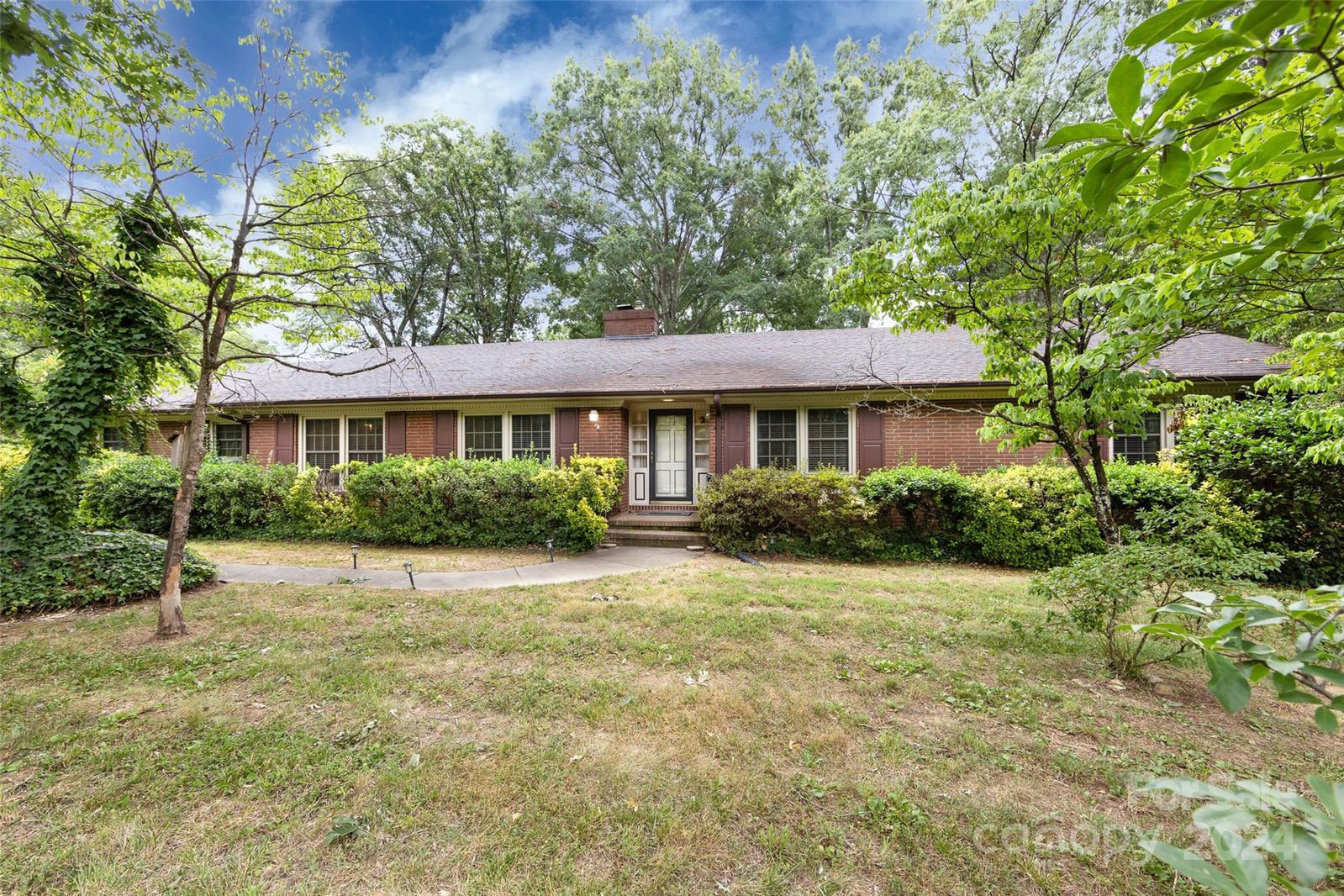 831 Coulwood Drive, Charlotte, 28214