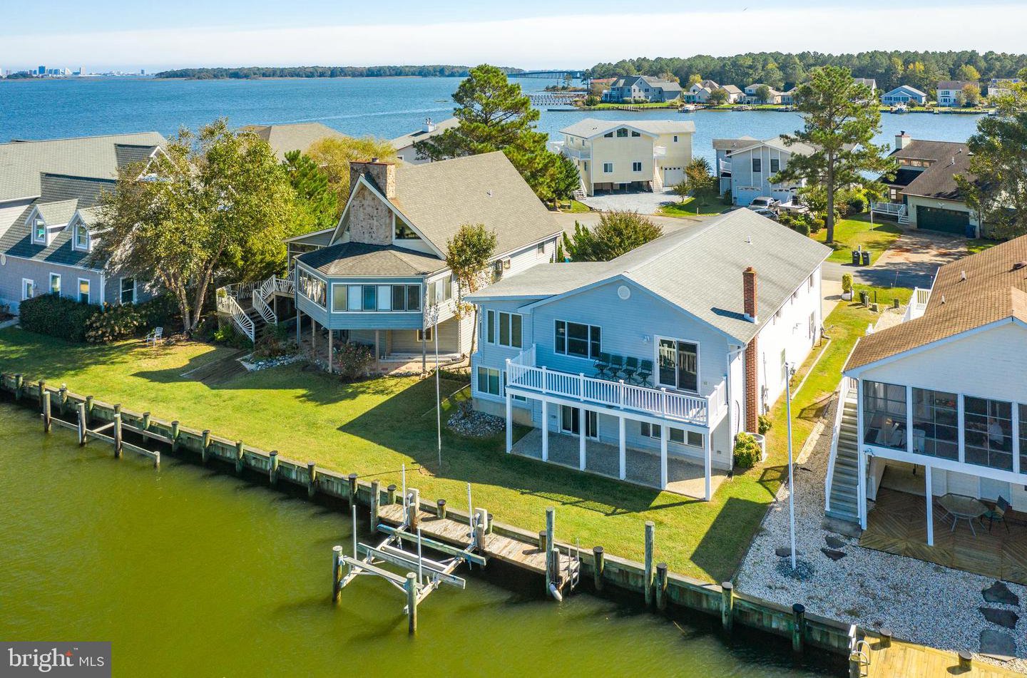 8 Clubhouse Drive, Ocean Pines MD 21811