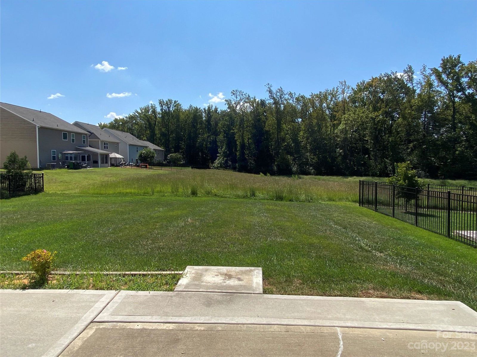 6911 Agnew Drive, Charlotte, 28273