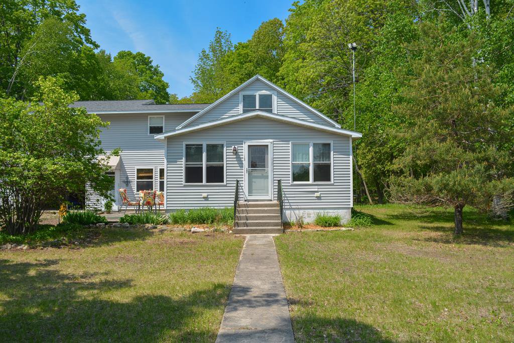 740 Hwy 42, Gills Rock, 54210