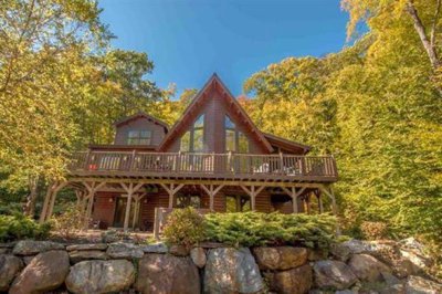 Living the Log Home Lifestyle