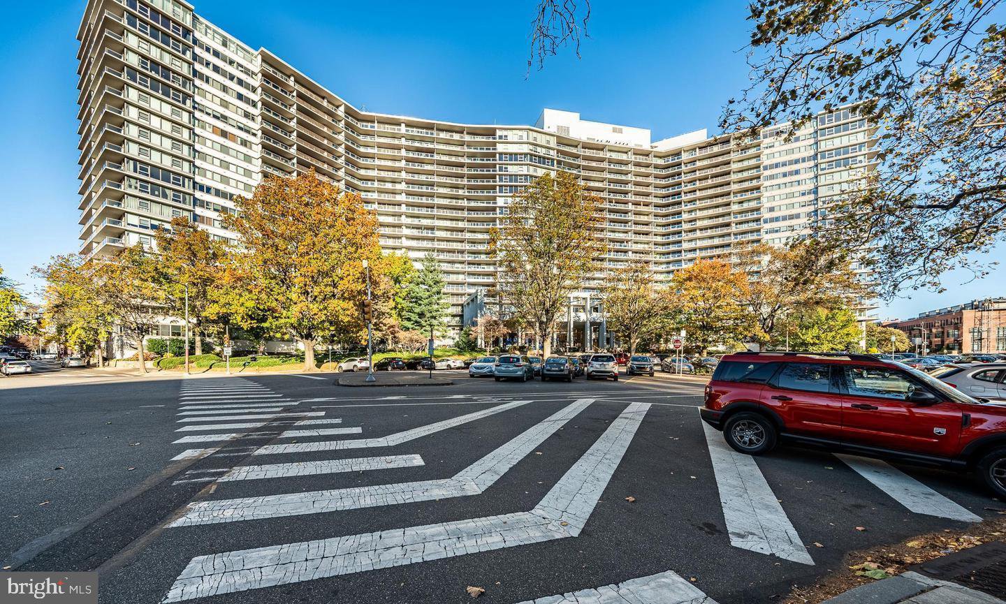 2401 Pennsylvania Avenue Unit #4C44, Philadelphia, 19130