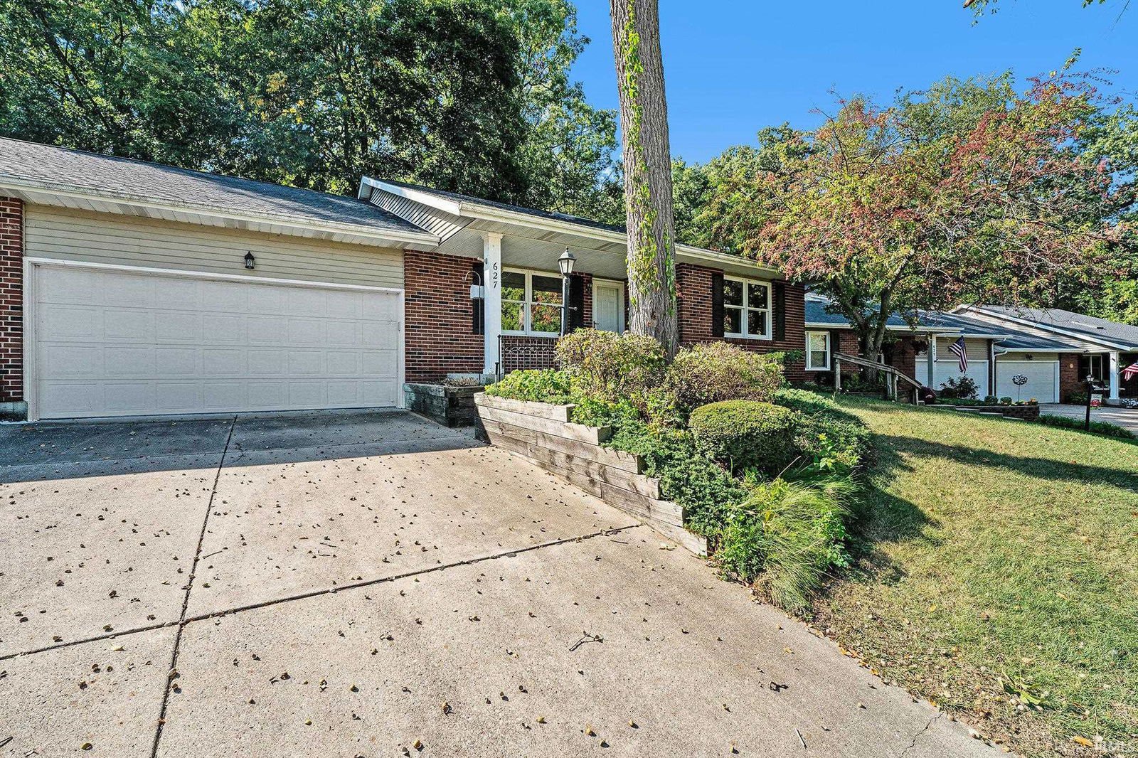 627 Rivers Edge Court, Mishawaka, 46544