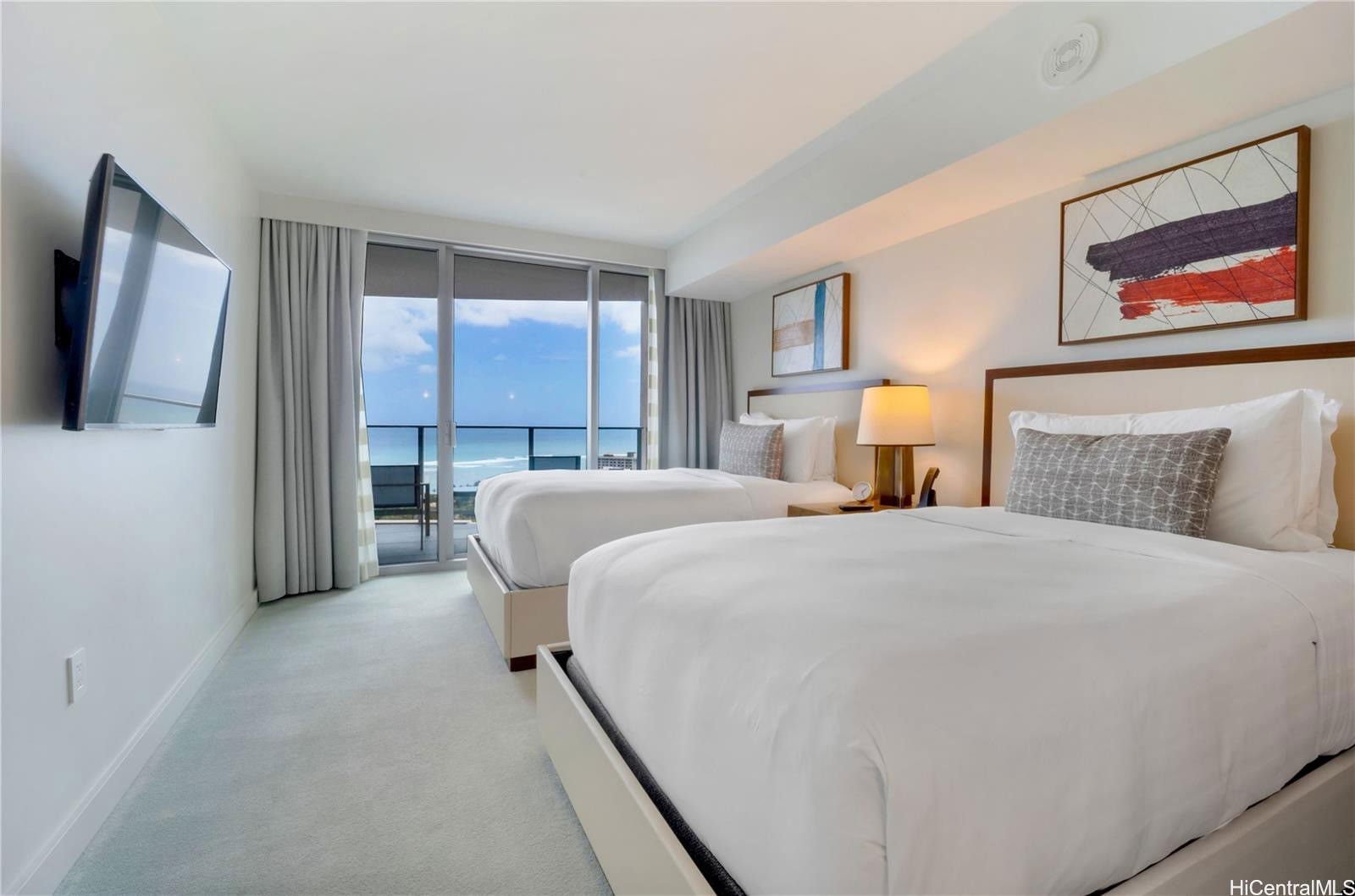 The Ritz-Carlton Residences Twr 2 - 383 Kalaimoku 2139 Kuhio Avenue ...